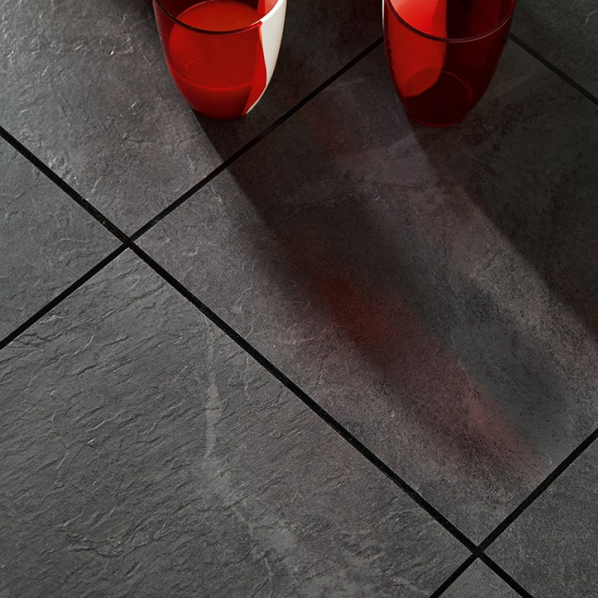 Polyflor Feature Strip LVT plaatidele, must. Floorin e-pood